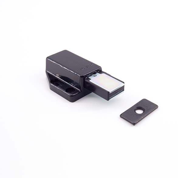 Magnetic Touch Latch 15mm Throw ML-80 — Neasden Hardware